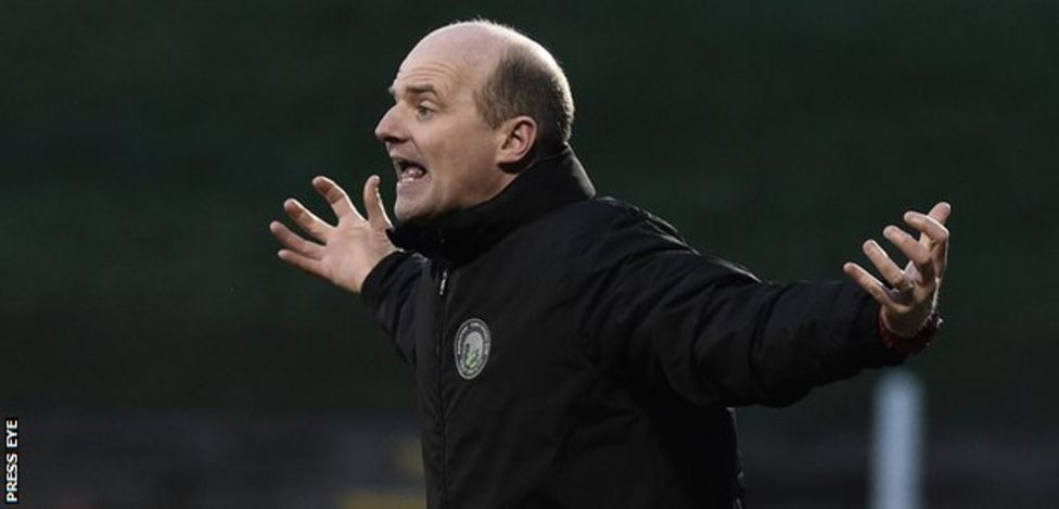 Irish Premiership: Clubs would like fans back before end of season says ...