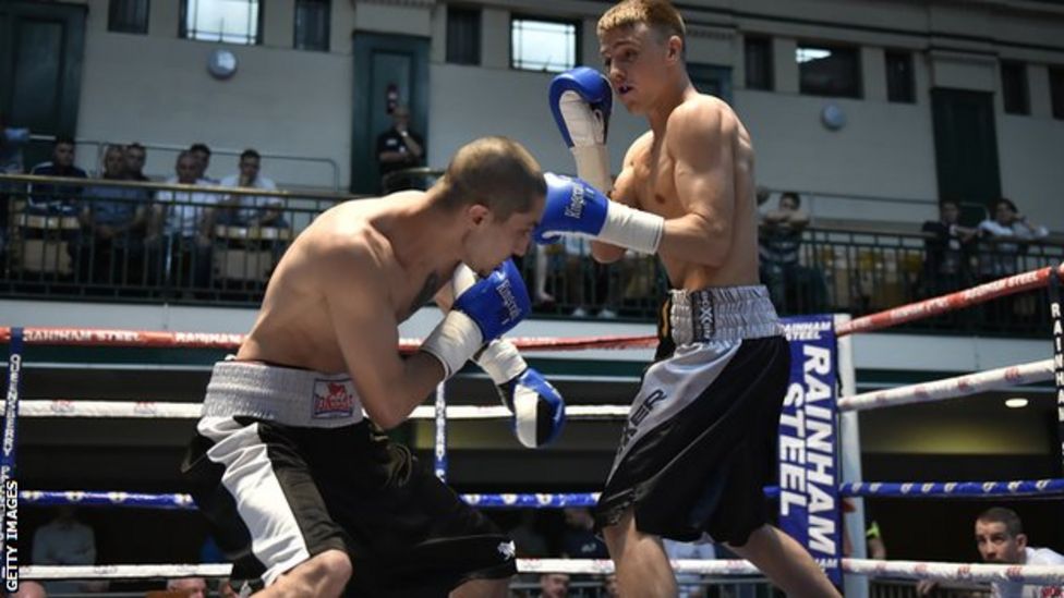 Welsh boxer Jay Harris gets title opportunity in 10th pro fight - BBC Sport