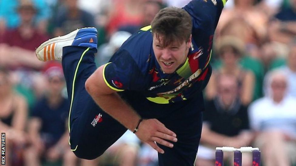 T20 Blast: Brendon McCullum and Matt Coles star, Leicestershire and ...