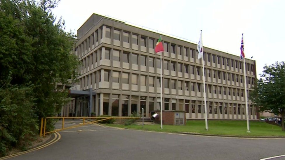 Totemic announces 500 job cuts in restructure plans - BBC News