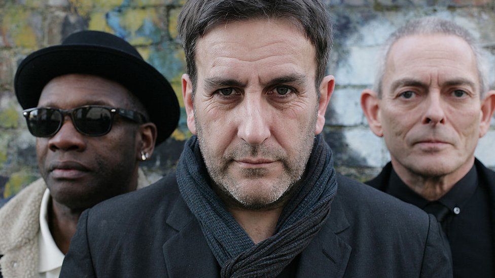 Coventry pays tribute to Terry Hall of The Specials - BBC News