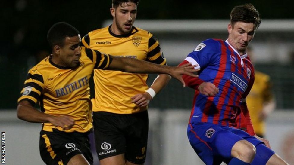 Kevin Lokko: Stevenage sign Maidstone United defender - BBC Sport