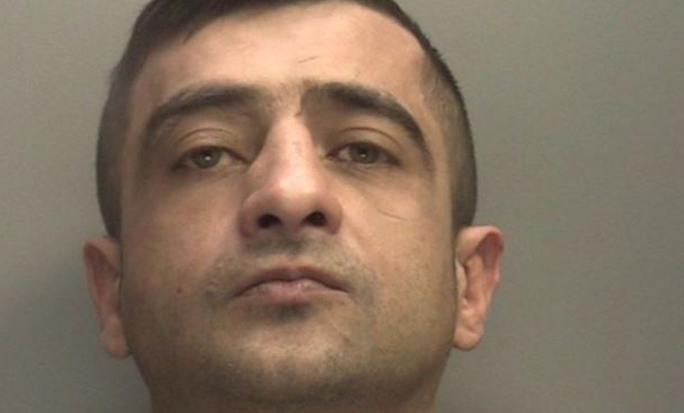 Walsall man killed father in possessive rage over ex-partner - BBC News
