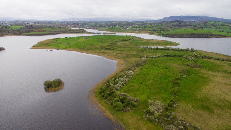 Clinker boats return to Lough Erne - BBC News
