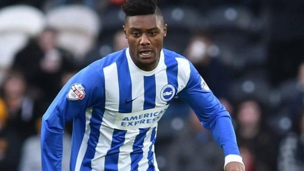 Rohan Ince trial: Footballer 'smashed bottle on doorman's head' - BBC News