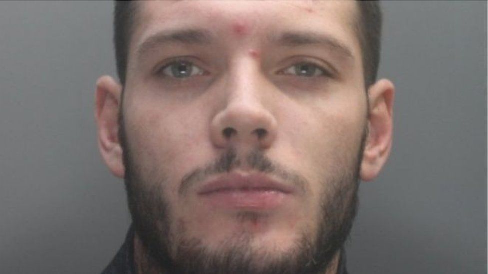 Daniel Fox stabbing: Scrapping knife crime petition 'insulting' - BBC News