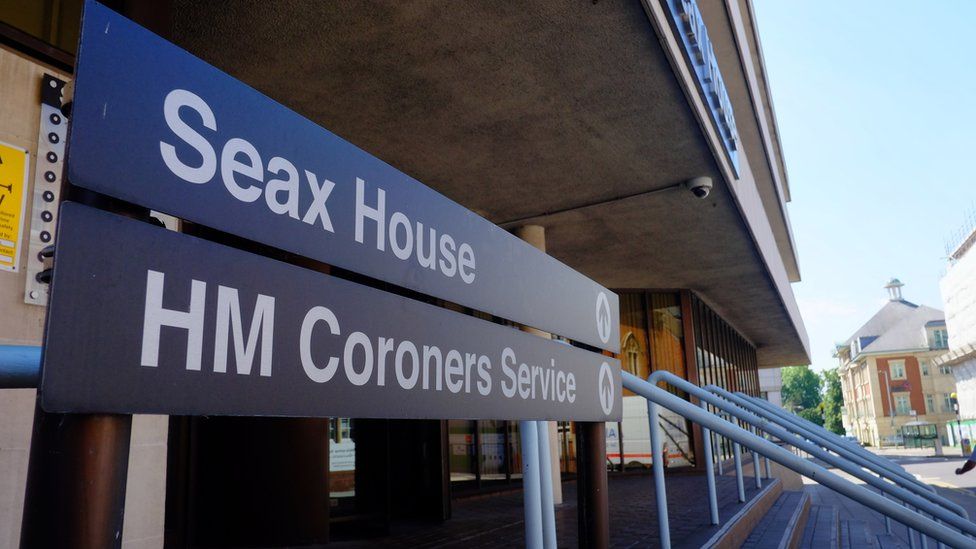 Rochford Hospital failings contributed to bulimic teen's death - BBC News