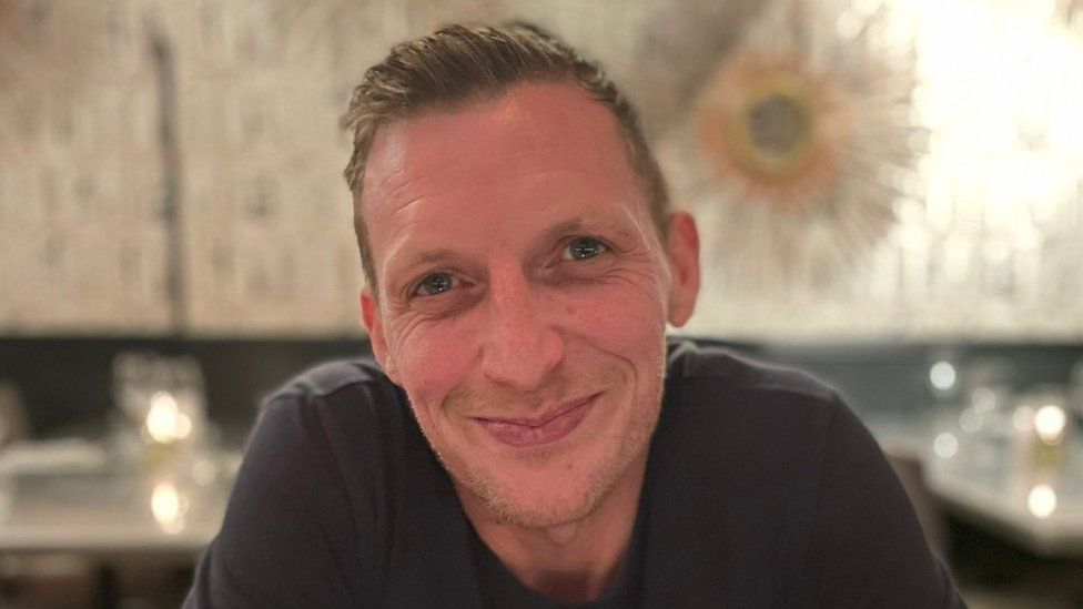 Man further arrested in Hugglescote park murder investigation - BBC News