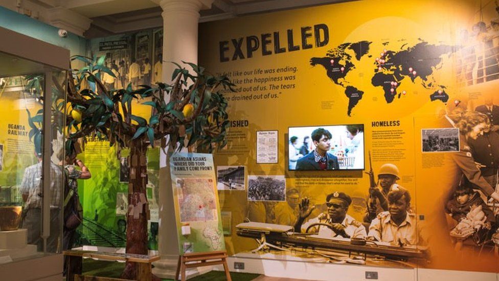 Leicester Ugandan Asian exhibition wins national award - BBC News