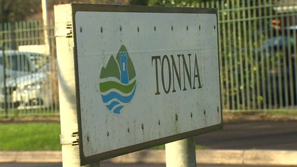 Two remain in hospital after four injured in Tonna crash - BBC News