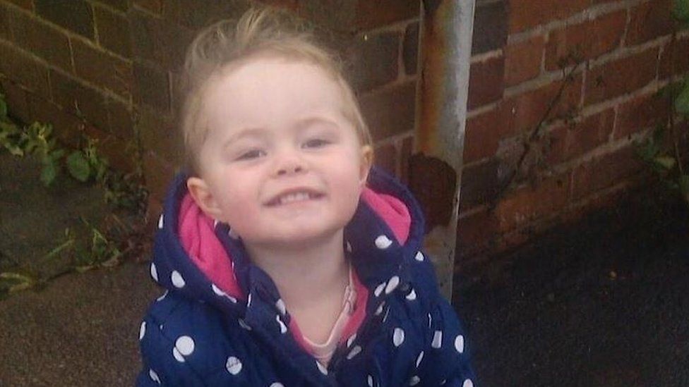 Salford mum's jab plea after daughter's measles death - BBC News