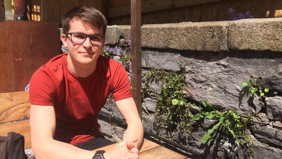 Election 2017: Why does Plymouth have such marginal seats? - BBC News