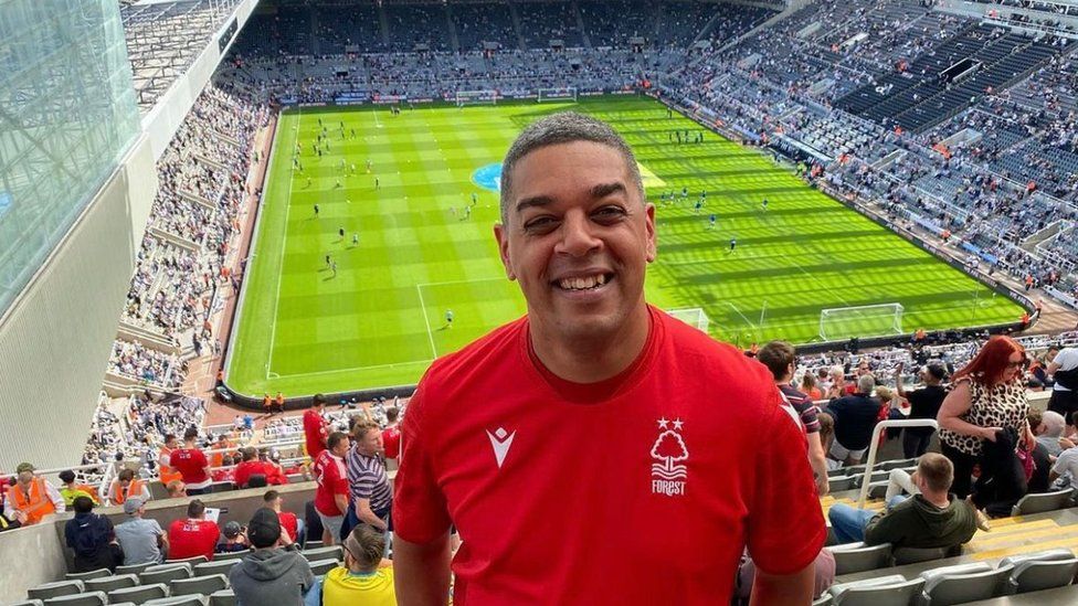 Nottingham Forest fans rejoice as victory secures top flight status ...