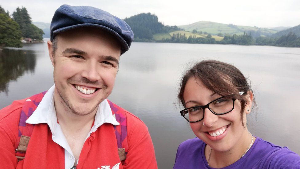 Ateb y Galw: Meirion Roberts - BBC Cymru Fyw