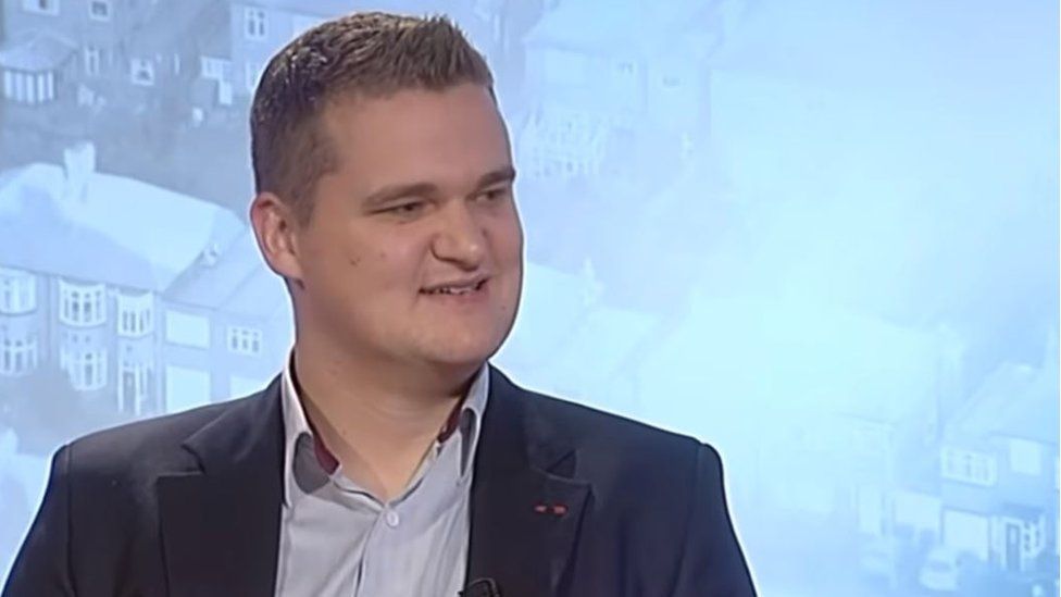 Doncaster property training debt soldier killed himself - BBC News