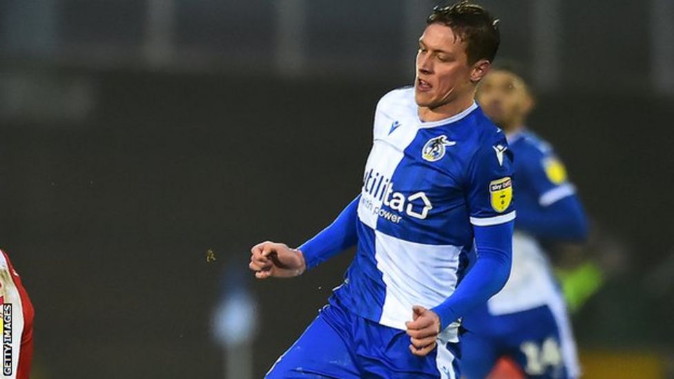 Ollie Banks, Dan Bramall & Tom Davies: Barrow sign trio on loan - BBC Sport