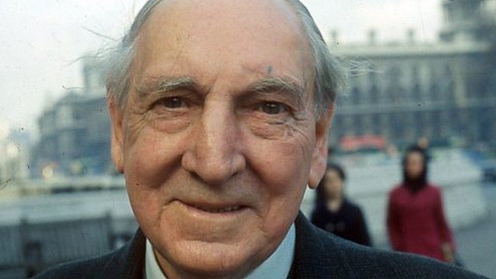 Galw am gofeb i'r ysgrifennydd gwladol, Jim Griffiths - BBC Cymru Fyw