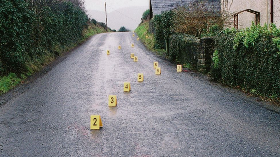 Eamon Collins: PSNI 'close to identifying' IRA man's killer - BBC News