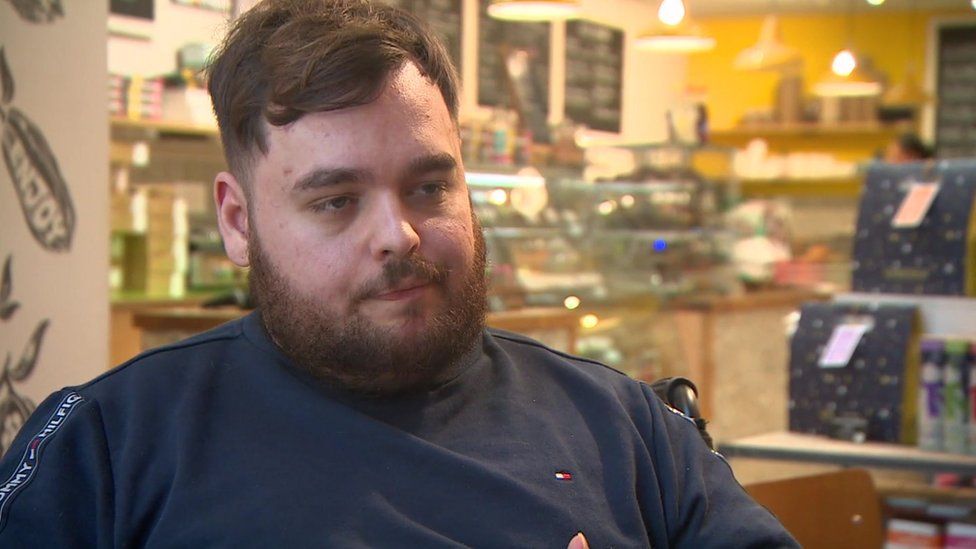 Push for improvements to Exeter shops accessibility - BBC News