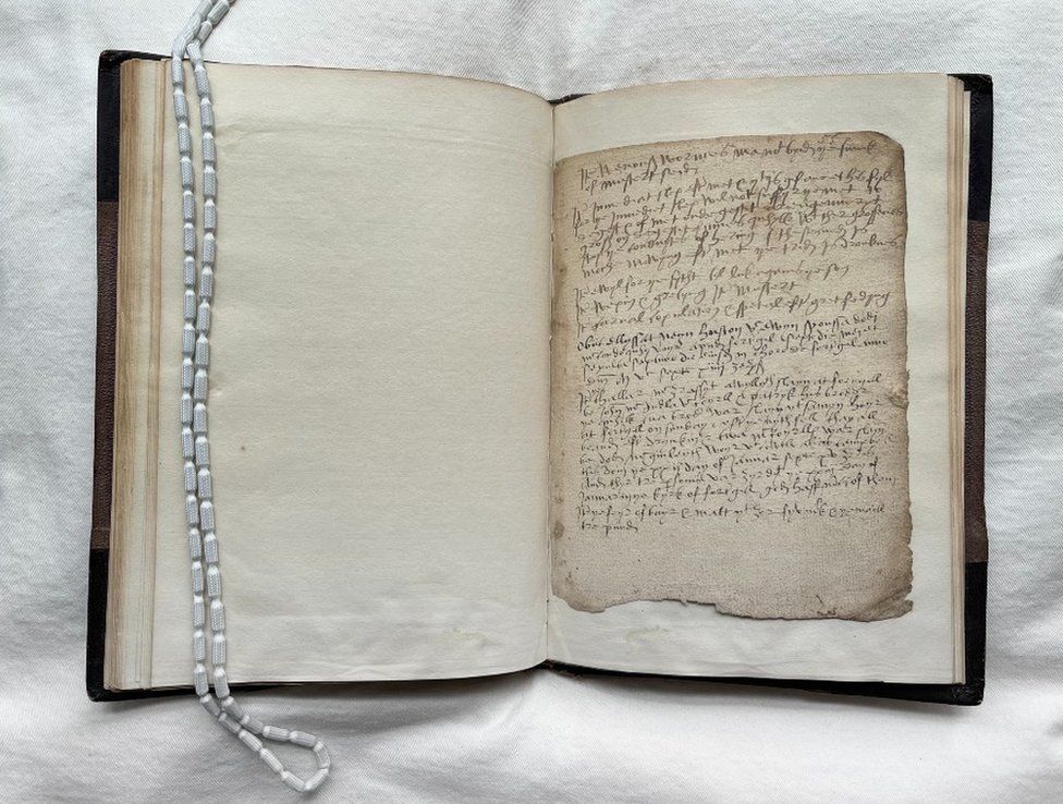 Rare medieval manuscripts digitised for first time - BBC News