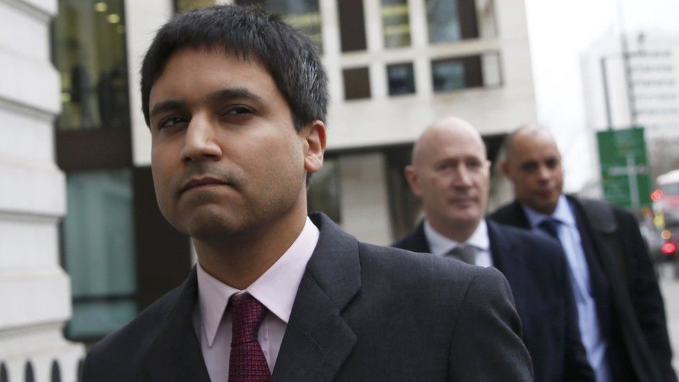 'Flash crash' trader Navinder Sarao faces US extradition - BBC News