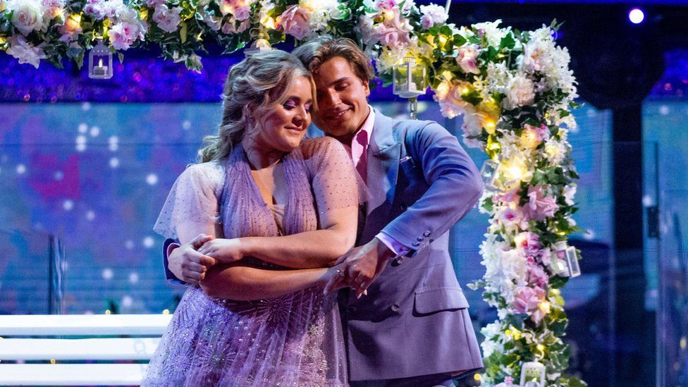 Tilly Ramsay fights back against criticism of her appearance - BBC ...