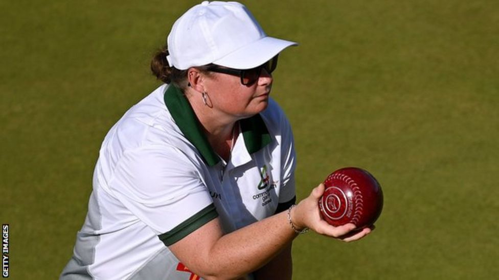 Commonwealth Games: Guernsey's Lucy Beere wins historic bowls silver ...