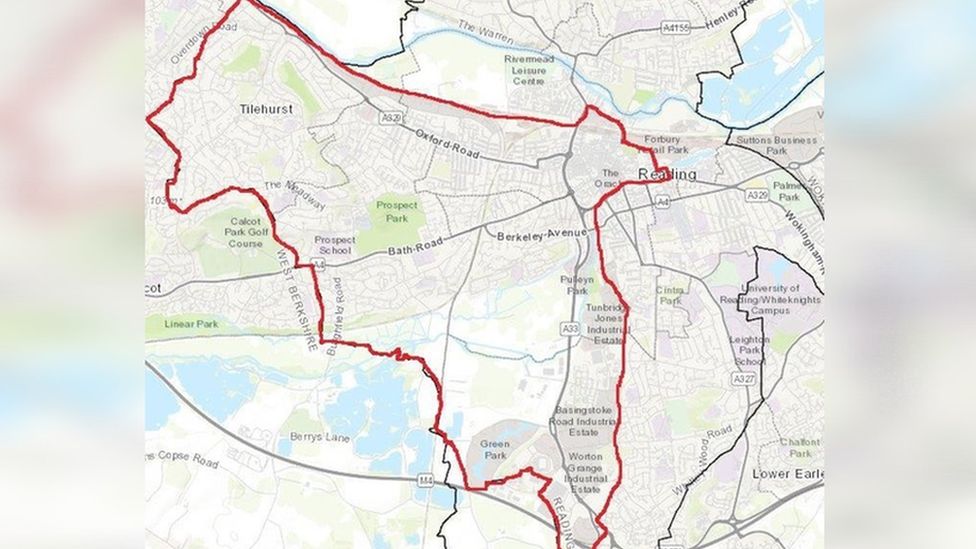 Reading stabbing: Police stop-and-search powers extended - BBC News