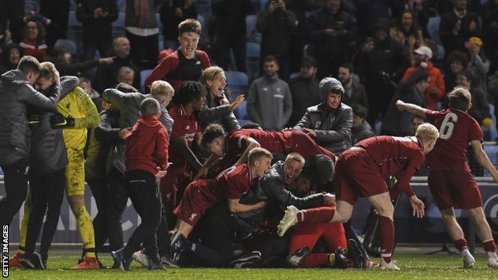 Liverpool beat Manchester City on penalties in Youth Cup final - BBC Sport