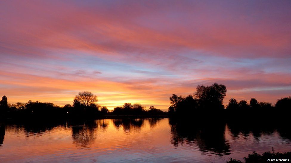 Sunrises and sunsets on the clock change - BBC Weather