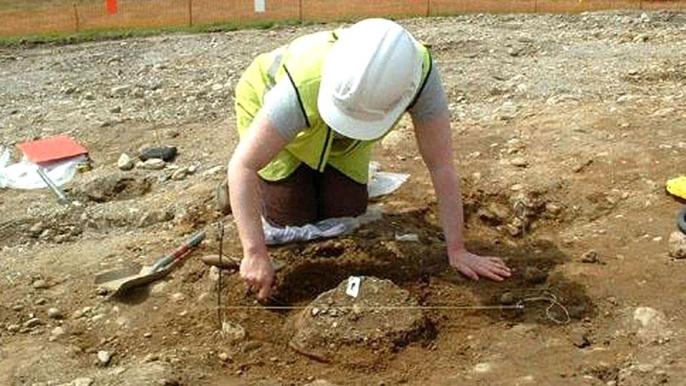 York Roman Quarter project flawed, say archaeologists - BBC News