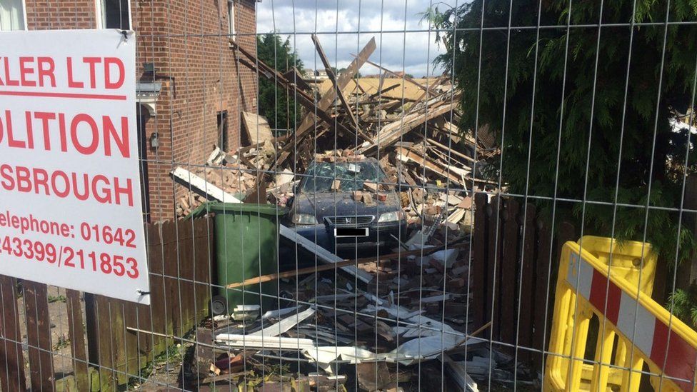 Sunderland gas explosion survivor 'saved by fridge' - BBC News