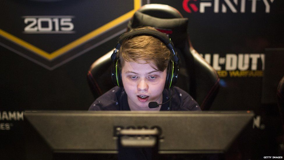 The day competitive gaming became a serious global sport - BBC News