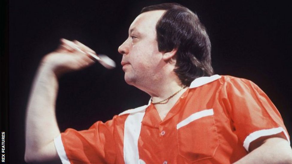 Alan Evans: The life and career of the godfather of darts - BBC Sport