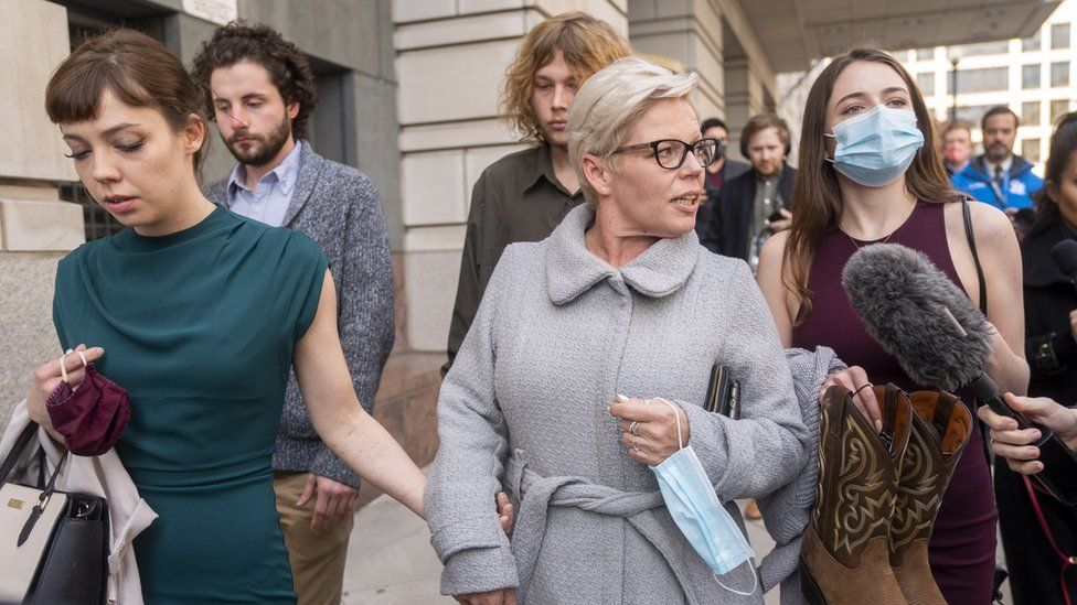 The Capitol riot trial that tore a family apart - BBC News