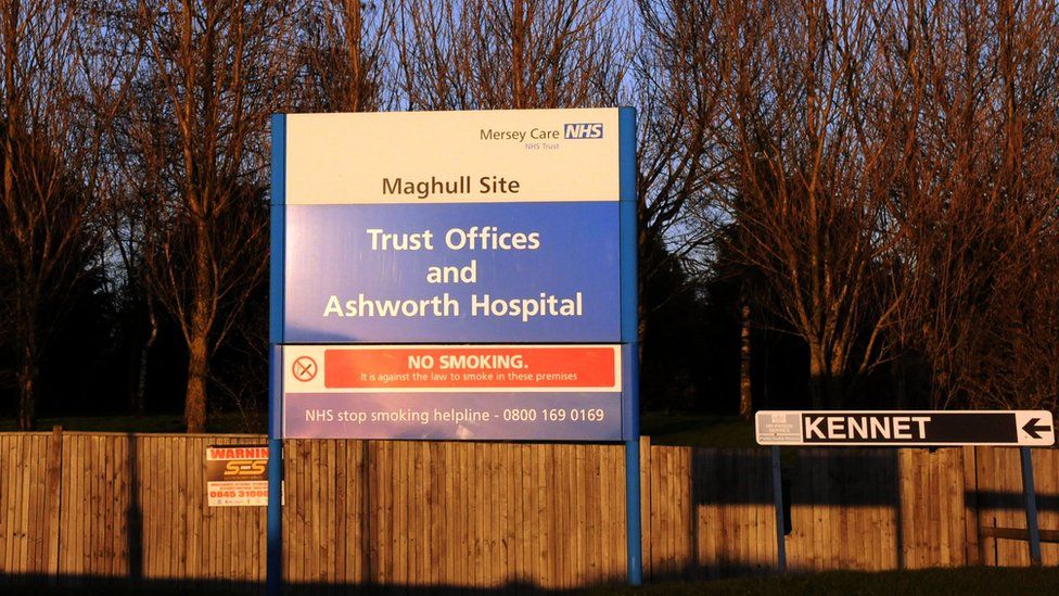 Julian Sanders' family 'devastated' by killer John Latus's move - BBC News