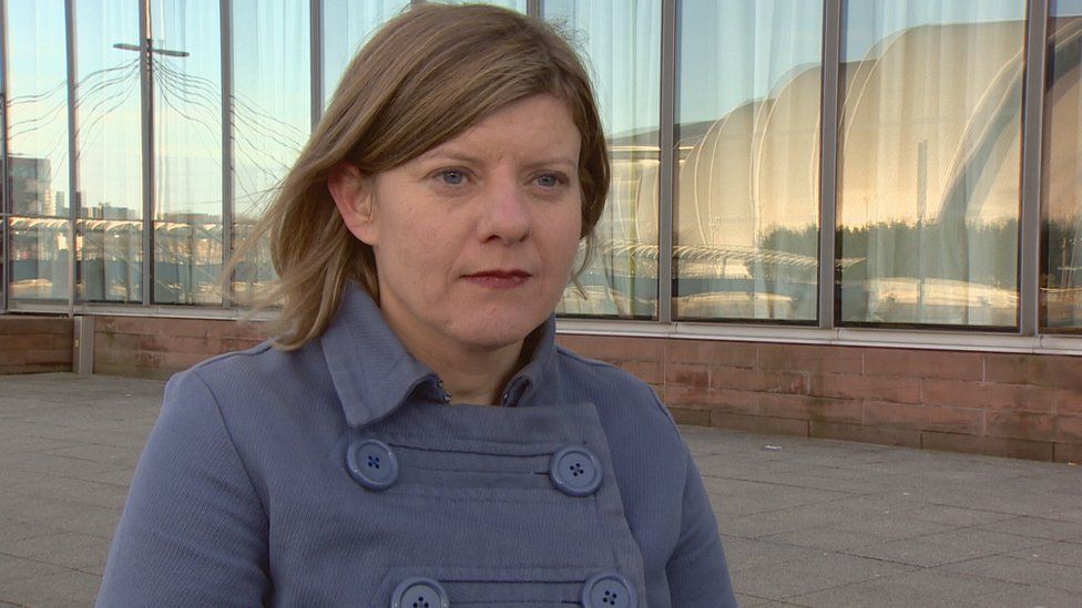 Woman brings civil case against man cleared of raping her - BBC News