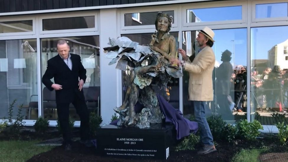 Strata Florida Abbey: Giant new Pilgrim statue unveiled - BBC News