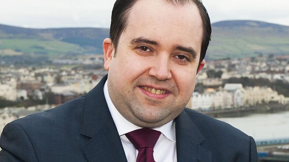 Manx health department review 'crucial' after overspend - BBC News