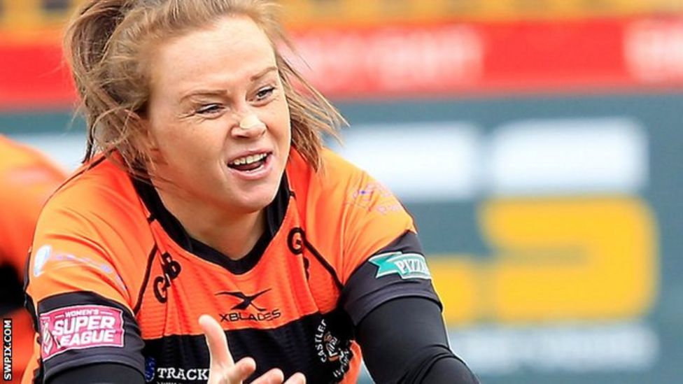 Claire Garner: Castleford Tigers women skipper and England ...