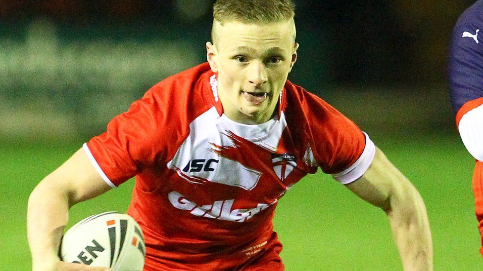 Bradley Parker: Ex-Hull FC player's funeral held - BBC News