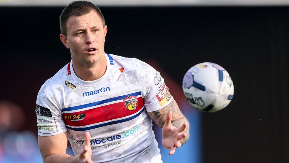 Whitehaven sign ex-Workington Town hooker Nathan Lucock - BBC Sport