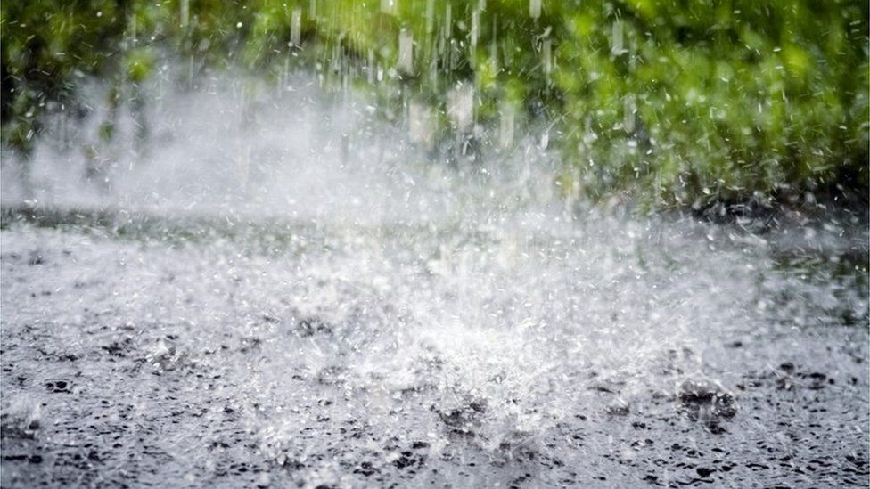 Scientists work out how rain can 'shape' mountains - BBC Newsround