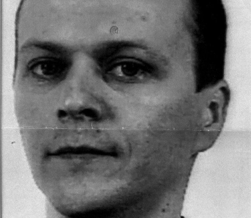 Clive Porter: Killer on the run convicted of canal murder - BBC News
