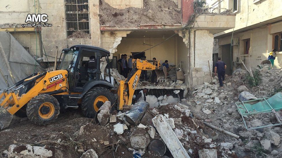 Syria conflict: Hospital in rebel-held Aleppo 'bombed again' - BBC News