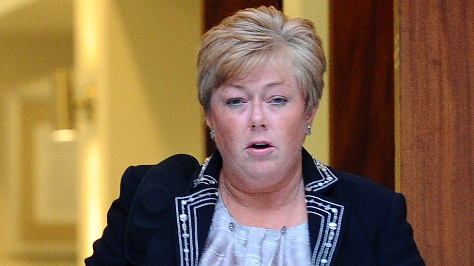 Former Ysgol Bro Sion Cwilt head struck off register - BBC News