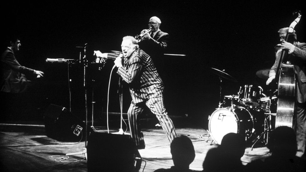 Been and Gone: The refugee behind television's famous pigs - BBC News