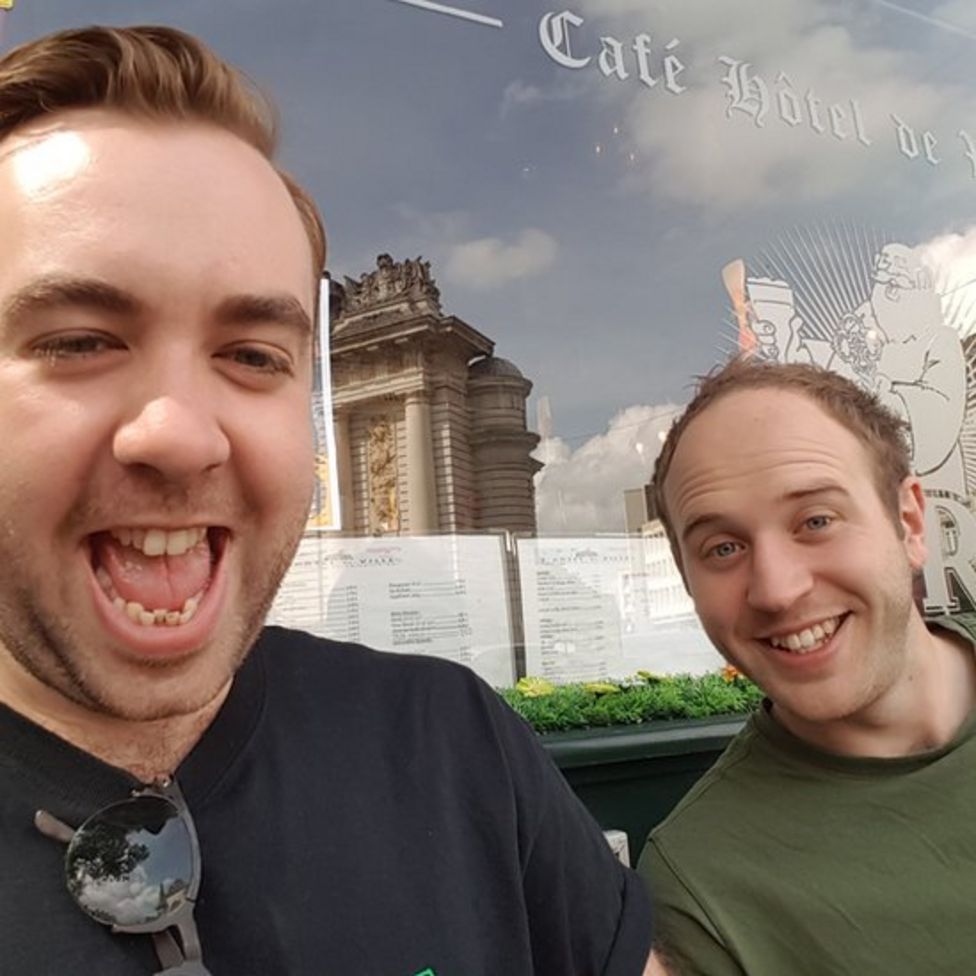 Euro 2016: The Brits who have nothing but praise for the French - BBC News