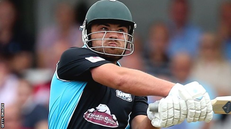 One-Day Cup: Joe Leach cameo helps Worcestershire beat Yorkshire - BBC ...