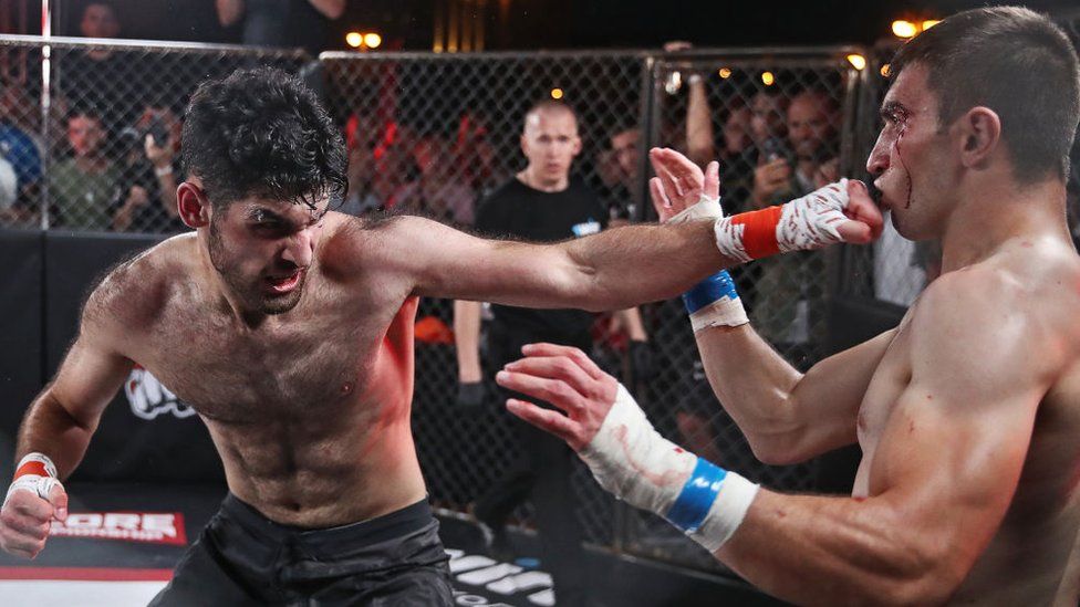 Russia Revives Sport Of Bare knuckle Boxing BBC News Russia Revives Sport Of Bare knuckle Boxing BBC News